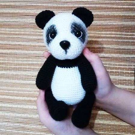 Cute Crochet Big Eyed Panda Free PDF Pattern