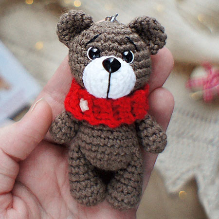 Keychain Bear for Beginners Free Amigurumi PDF Pattern